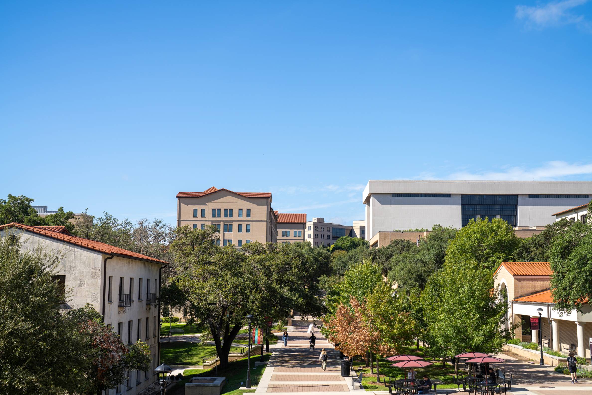 Texas State climbs 7 spots in U.S. News & World Report rankings for 2025 : Newsroom : Texas ...